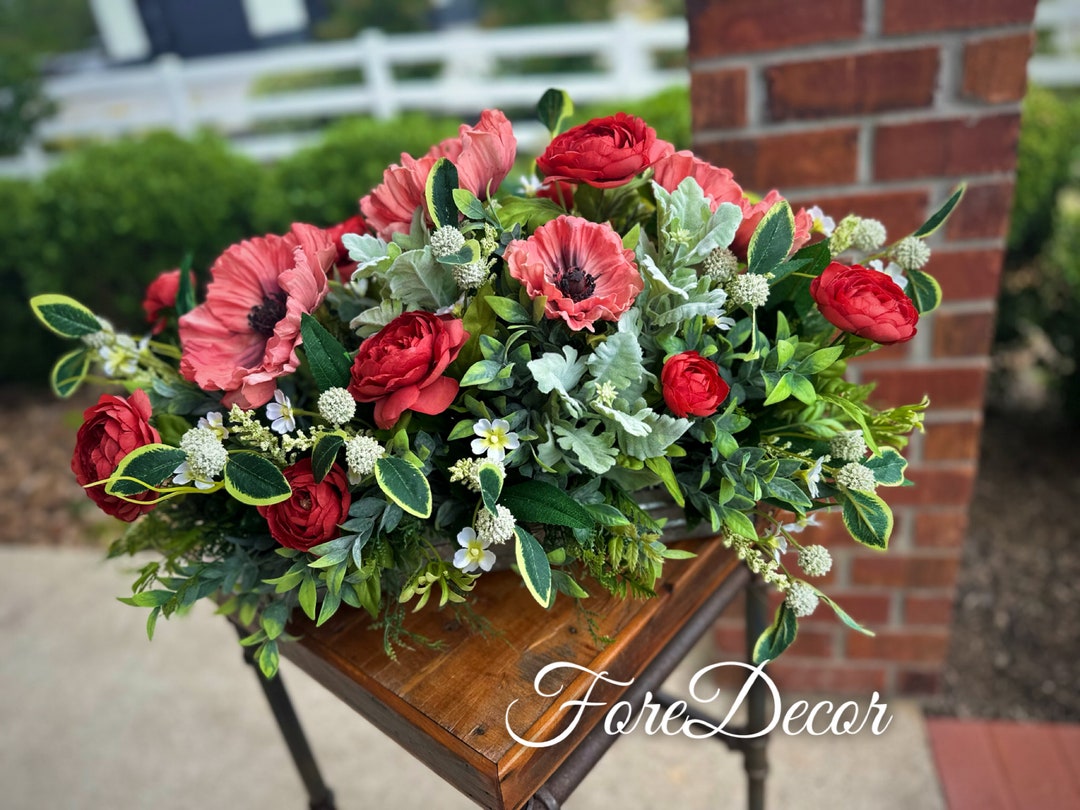 Spring Table Centerpiece, Spring Arrangement, Spring Centerpiece, Mixed ...