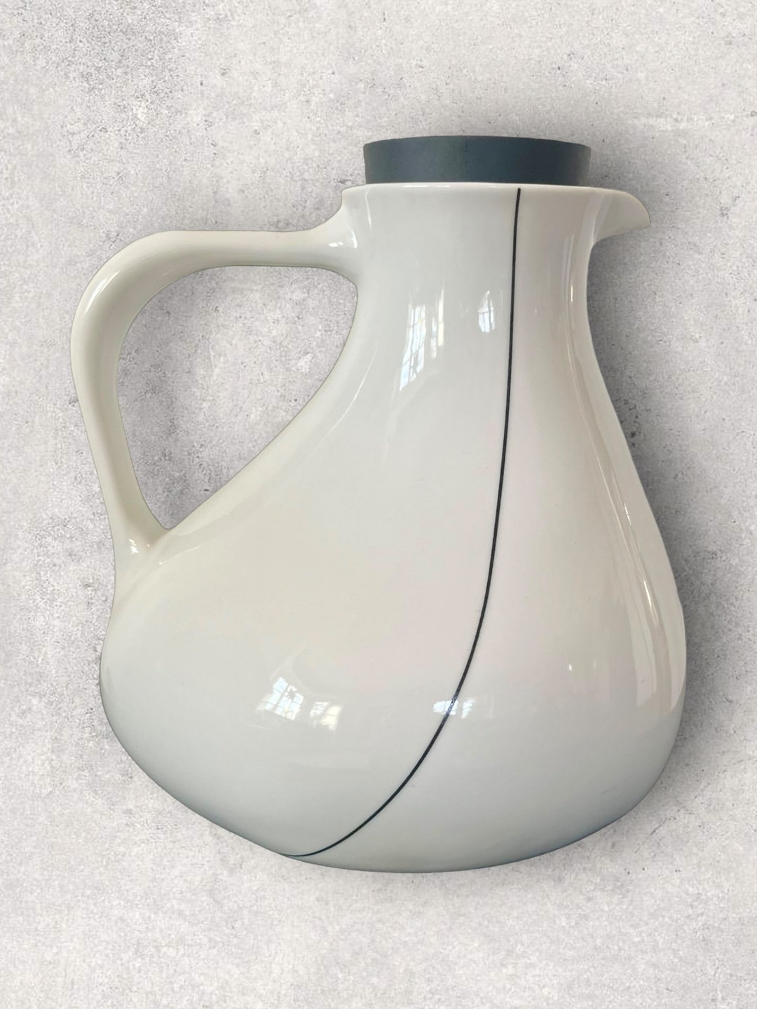 Menu Porcelain Jug Designed by Pernille Vea - Etsy