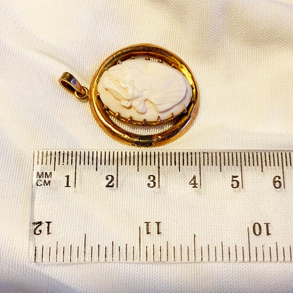 Antique 9ct Solid ROSE Gold Cameo Pendant - Gem Antique 9ct Solid ROSE Gold Cameo Pendant - Gem