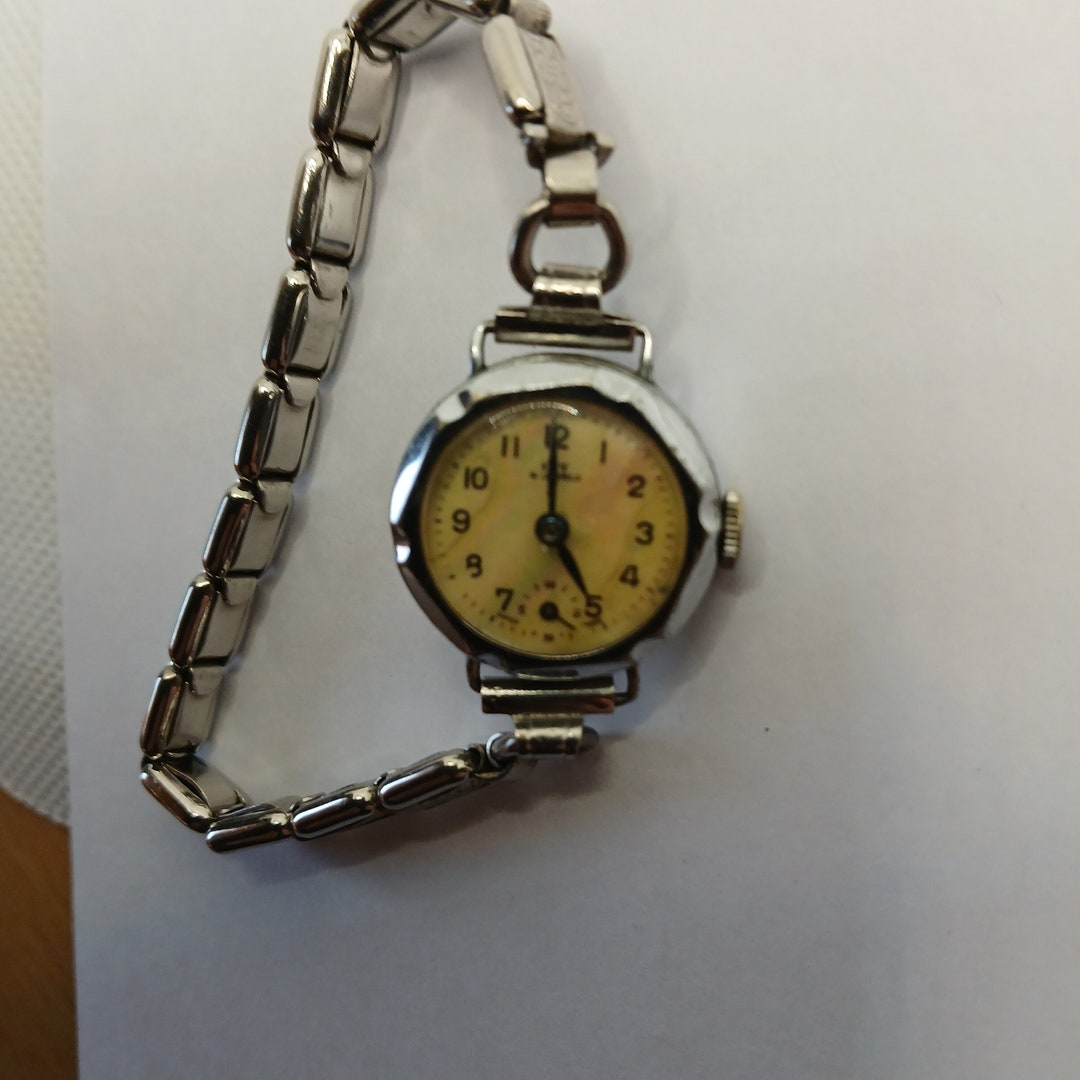 Vintage IVY Ladies Watch 1970's Swiss-made 6-jewels Wind-up Working ...