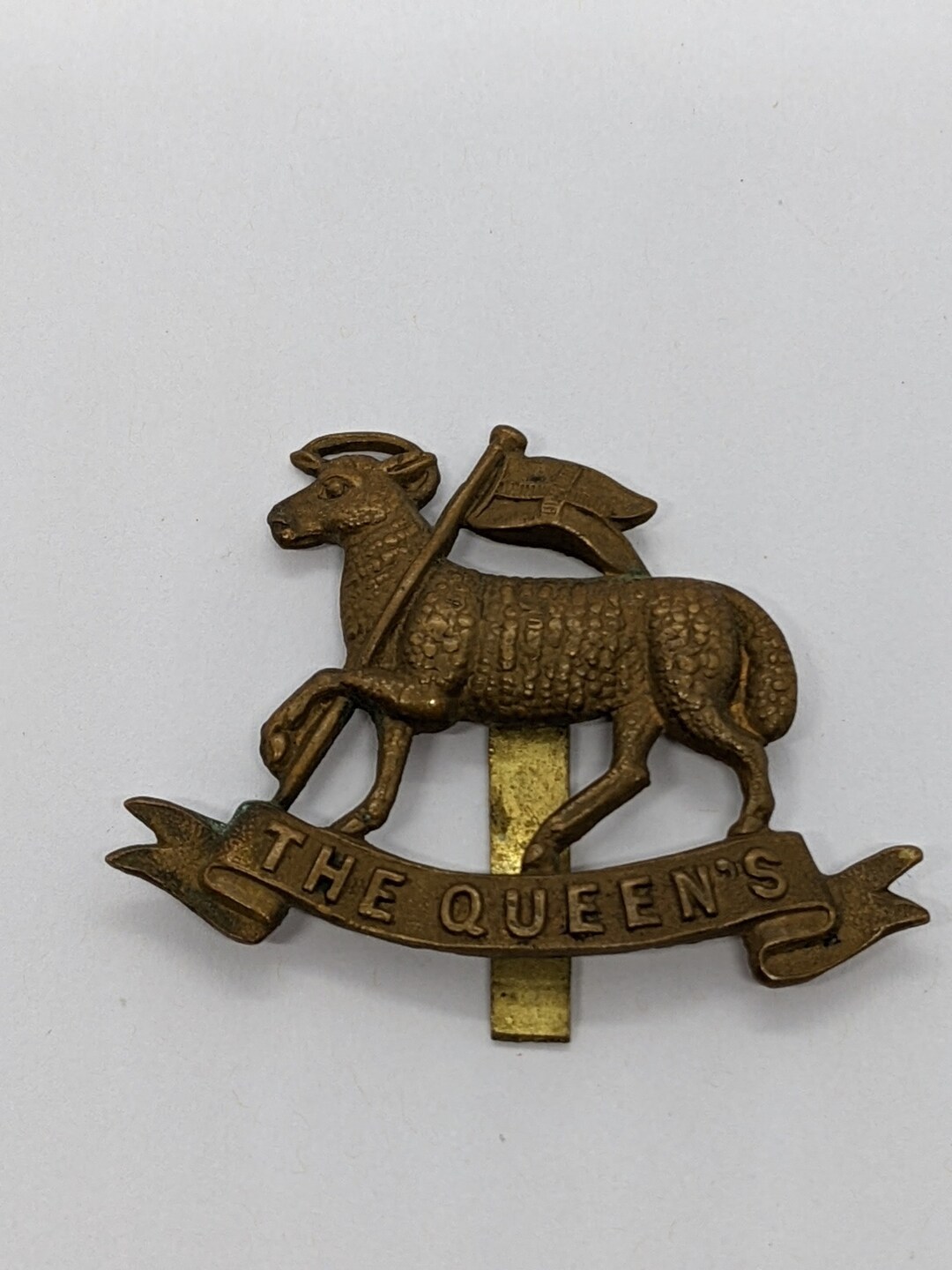 WW1 Badge the Queen's Regiment royal West Surrey Cap Badge - Etsy Canada