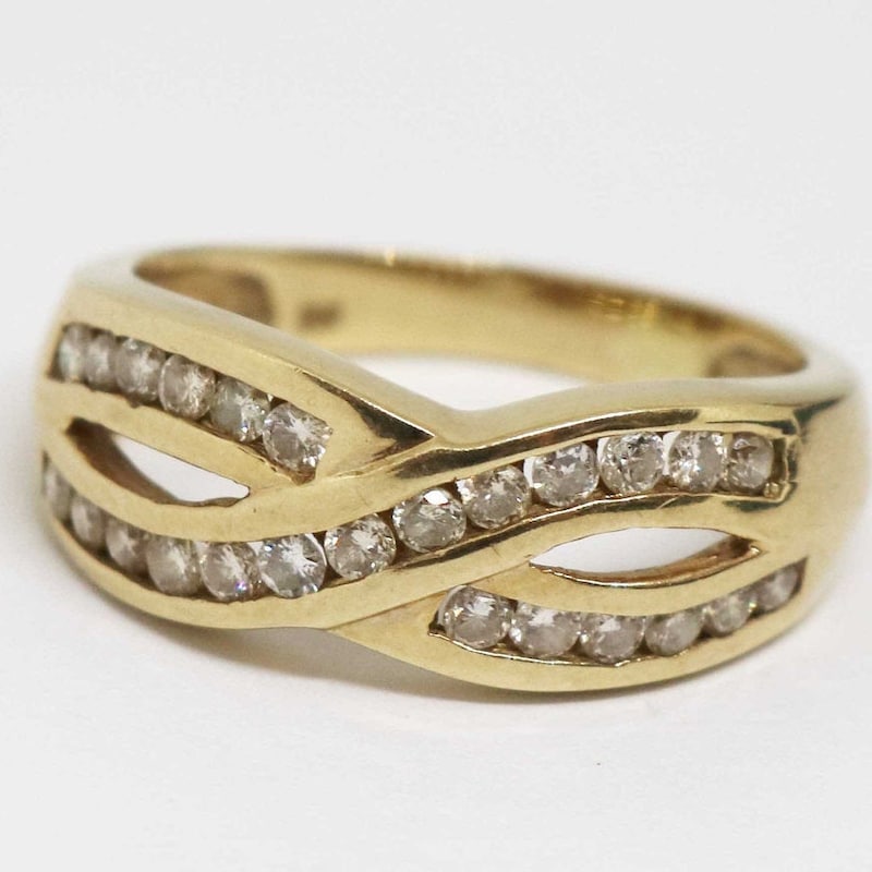 Solid Gold Ring - Etsy Canada