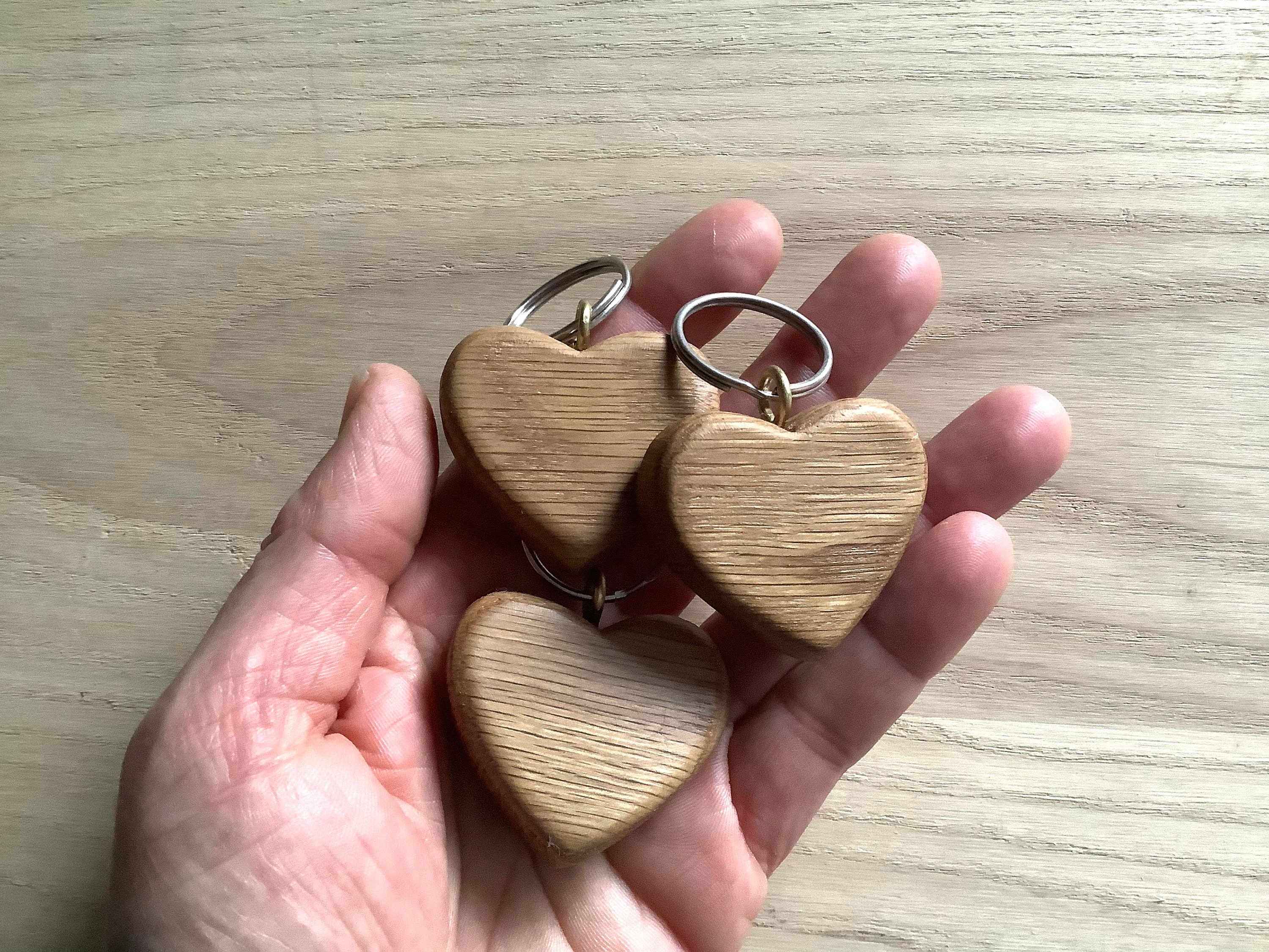 Heart of Oak Keyring Hand Made Keyrings Made From Oak - Etsy Denmark