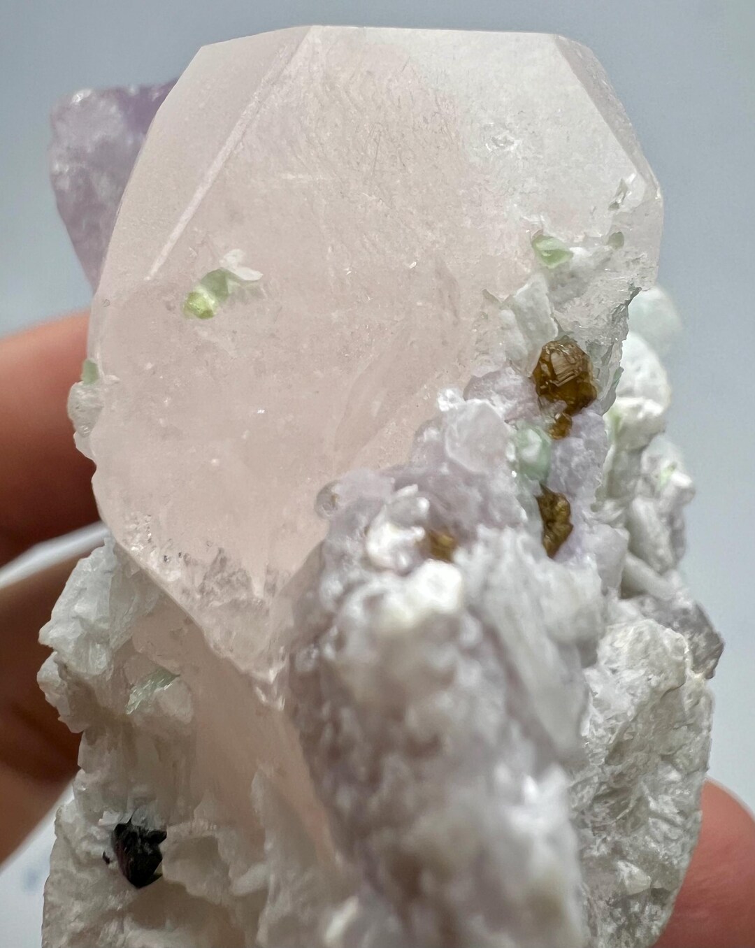 527 Carat Morganite Crystal Specimen With Microlite Crystals ...