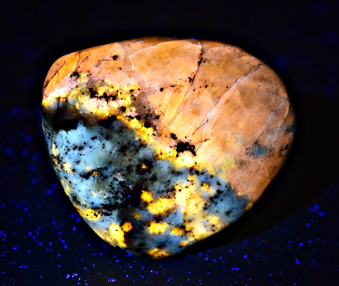 220 Carat Fluorescent Afghanite Polished Tumbled With Fluorescent ...
