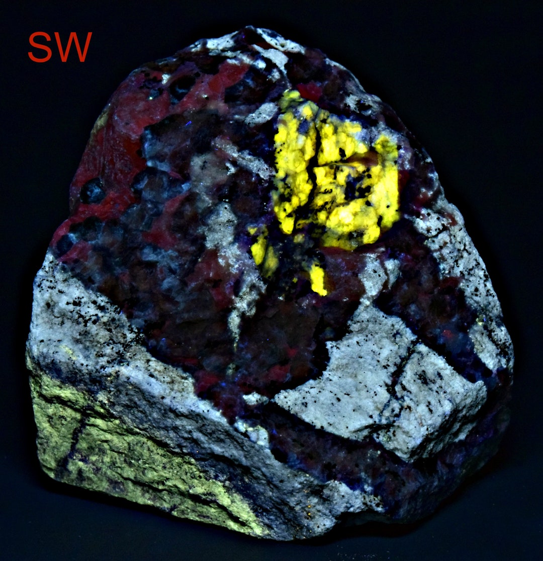 1310 Gram Afghanite Crystal Fluorescent Wernerite Scapolite Calcite ...