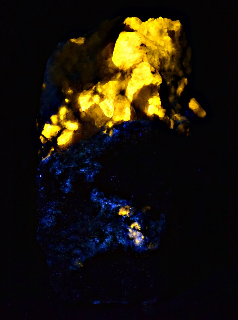875 Gram Fluorescent Wernerite Scapolite Crystal Specimen With ...