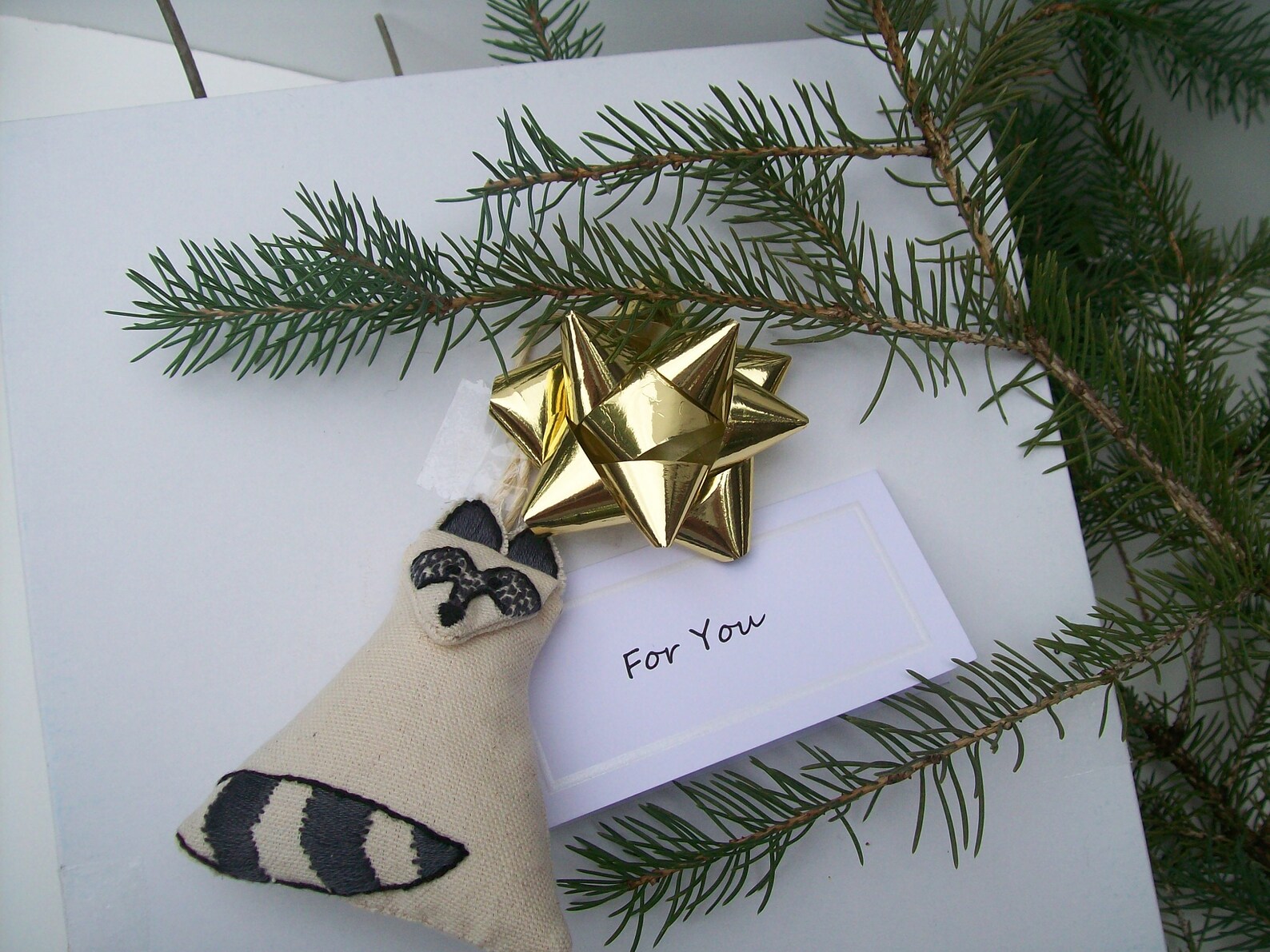 Hand Embroidery Raccoon Ornament Pattern, DIY Christmas Ornament, PDF ...