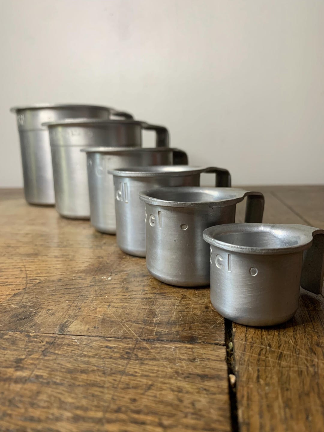 SEBA Vintage Aluminum Measuring Cup Set - 5 Stackable Measuring Cups ...