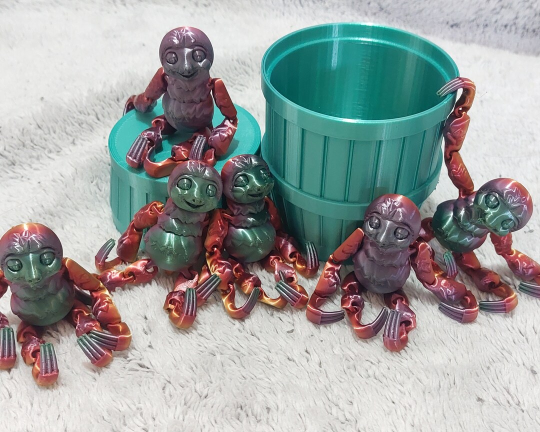 Articulated Sloths in a Barrel: 3D Printed Fidget Desk Toy - Etsy