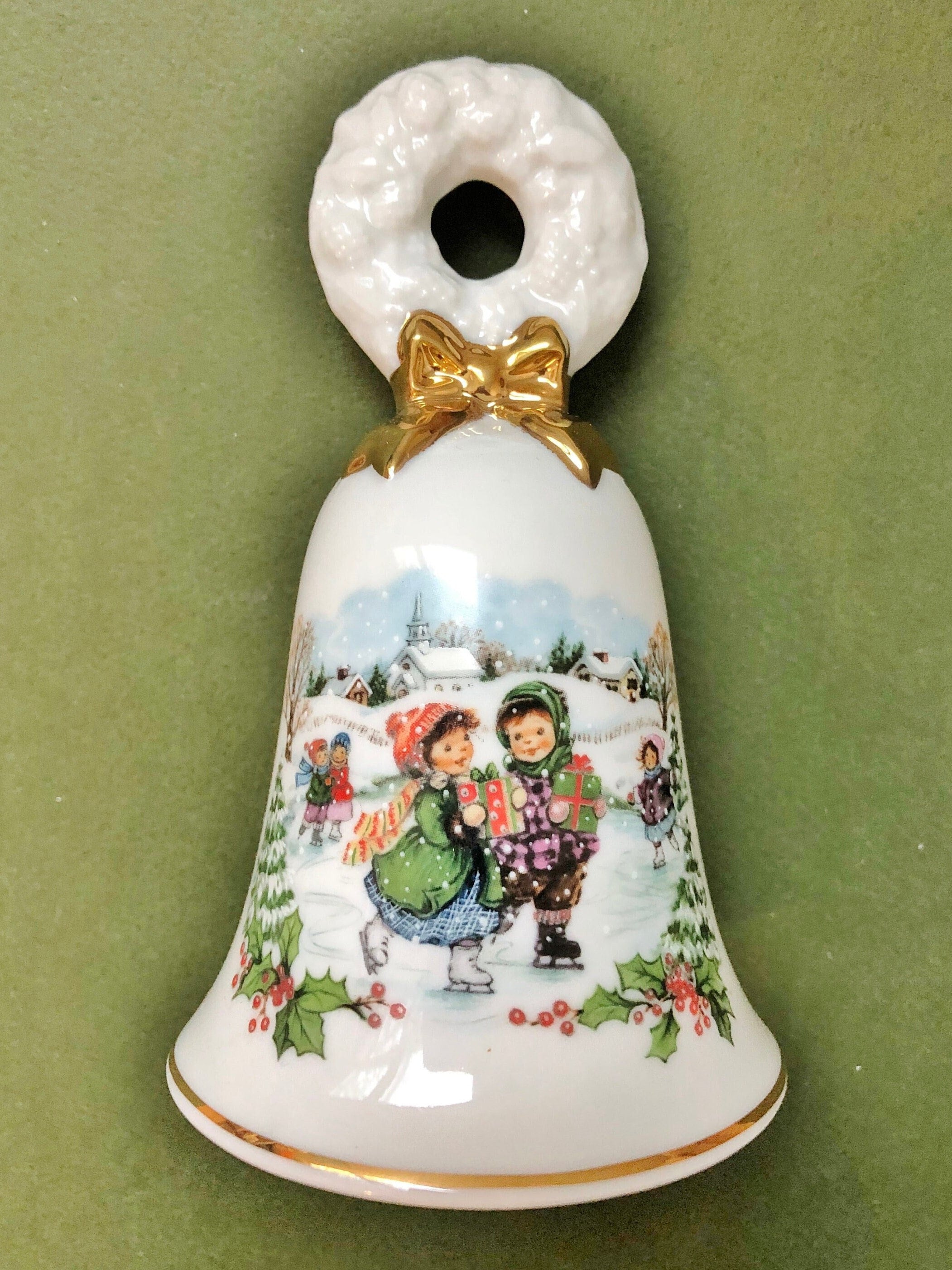 Vintage 1986 AVON Fine Collectibles Christmas Bell in Original Box - Etsy