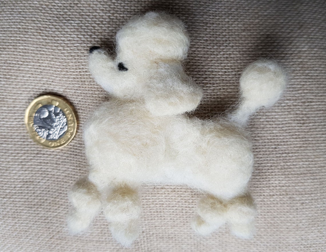 Retro-style Poodle Brooch in Needle Felted Wool | Etsy