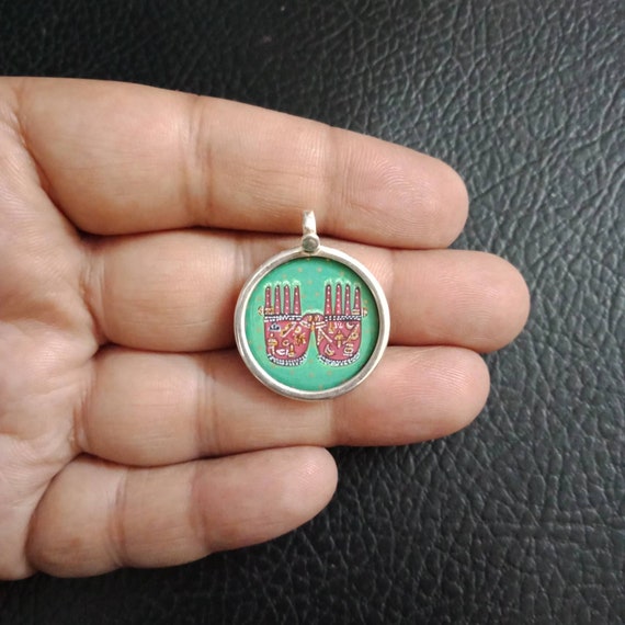 Pendants Amulet Indian pendant Protection charm Vishnu handprint ...