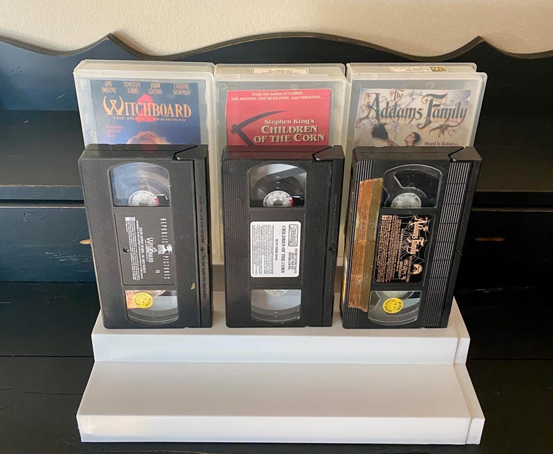 Vintage Horror VHS Tape Lot: Witchboard, Children of the Corn, Addams ...