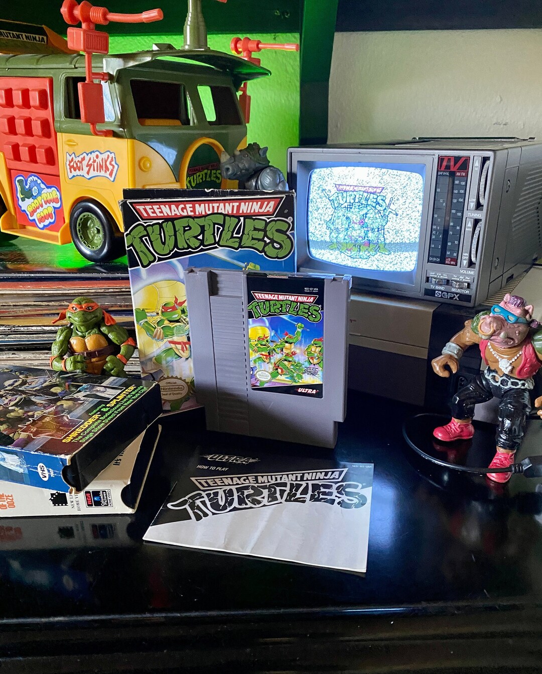 1989 Teenage Mutant Ninja Turtles Nintendo Game: Original Box & Manual ...
