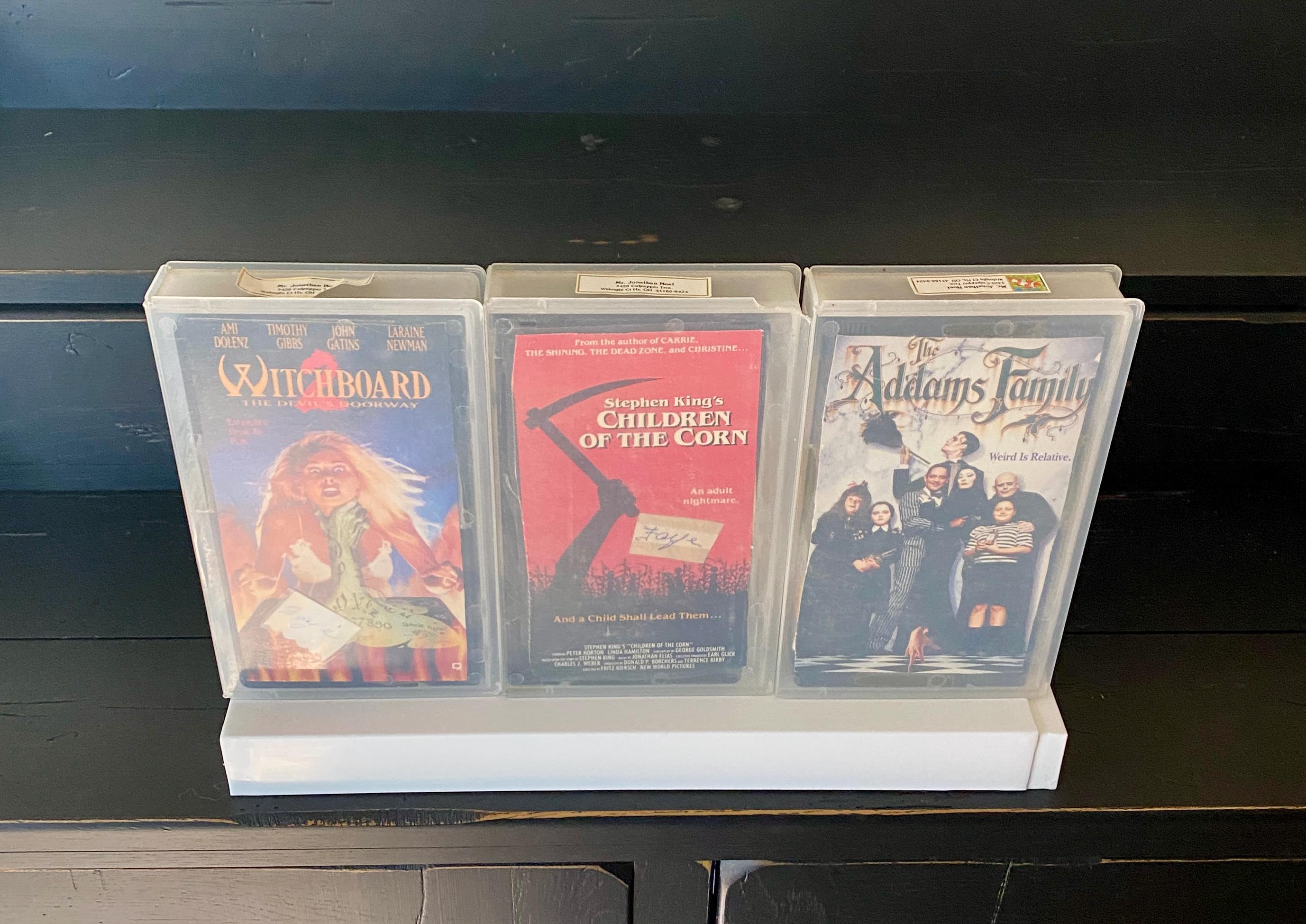 Vintage Horror VHS Tape Lot: Witchboard, Children of the Corn, Addams ...