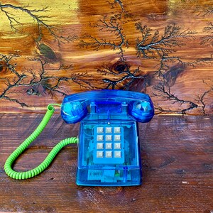 Vintage 1980s Clear Blue Translucent Tabletop Touch Tone Telephone ...