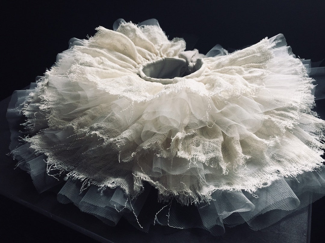 Pennywise Collar Ruff / Avant-garde Edition, It Inspired Big Ruffle ...