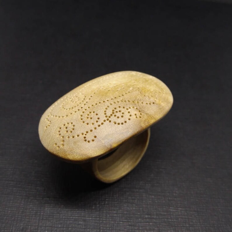 Minimalistic Simple Ash Wood Statement Ring, Light Brown Dotted Organic ...