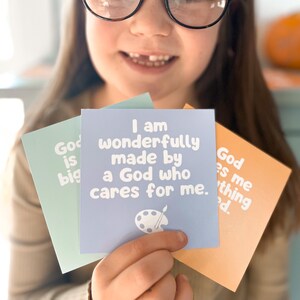 Kids Scripture Affirmation Cards With Wooden Stand: Bible Verse Cards ...
