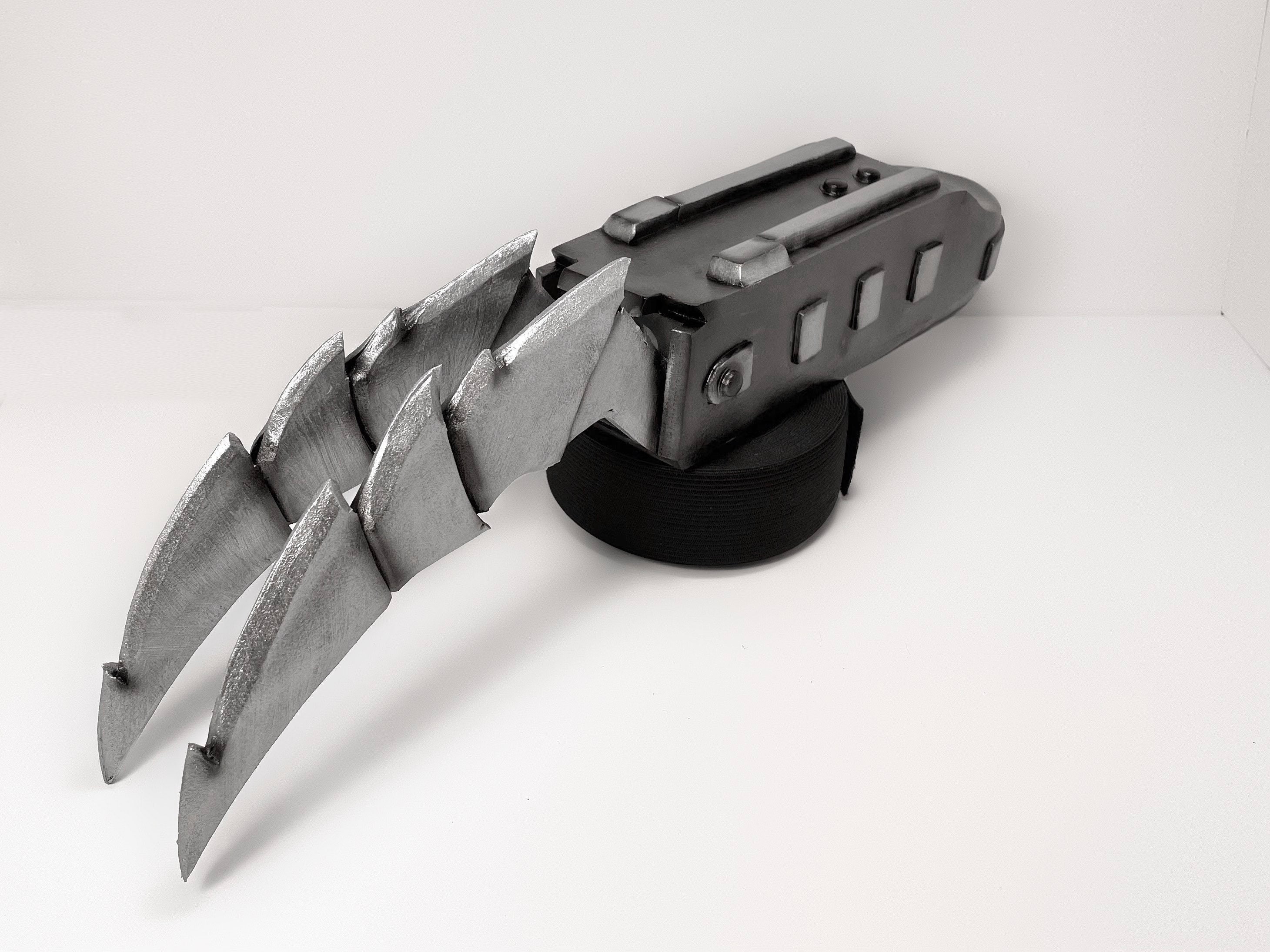 Alien Hunter Cosplay - DIGITAL TEMPLATE - Wrist Blades and Gauntlet ...