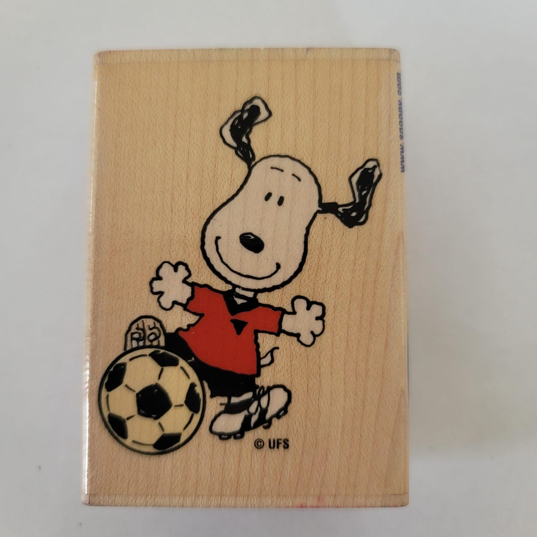 Vintage 2001 Snoopy Wooden Rubber Stamp Snoopy Hot Shot Soccer Player ...