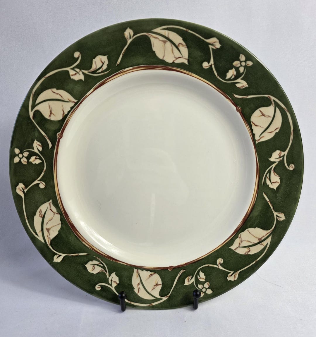 ONE Wedgwood Lead & Vine Dinner Plate Tan Leaves on Green Band (amway ...