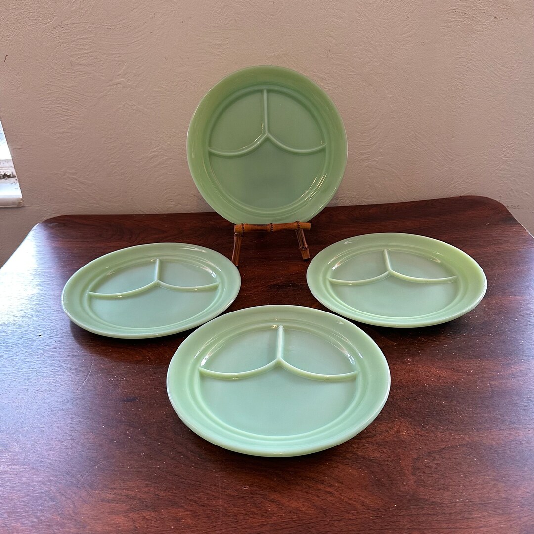 Vintage 1950 Fireking Jadeite Set of 4 Divided 3-section Grill Plates ...