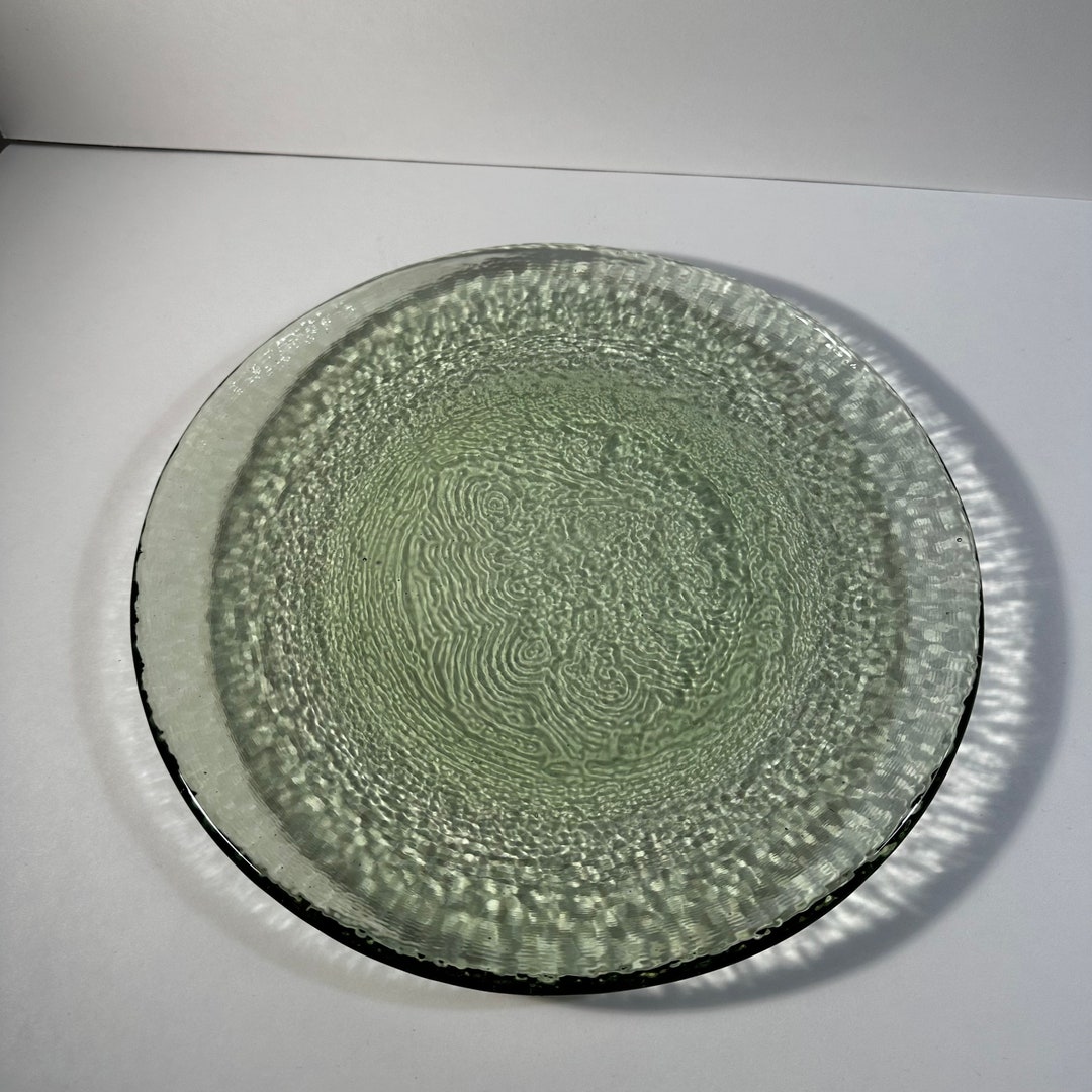 Gorgeous Fire and Light Recycled Glass OLIVE 11 Inch Dinner Plate ...