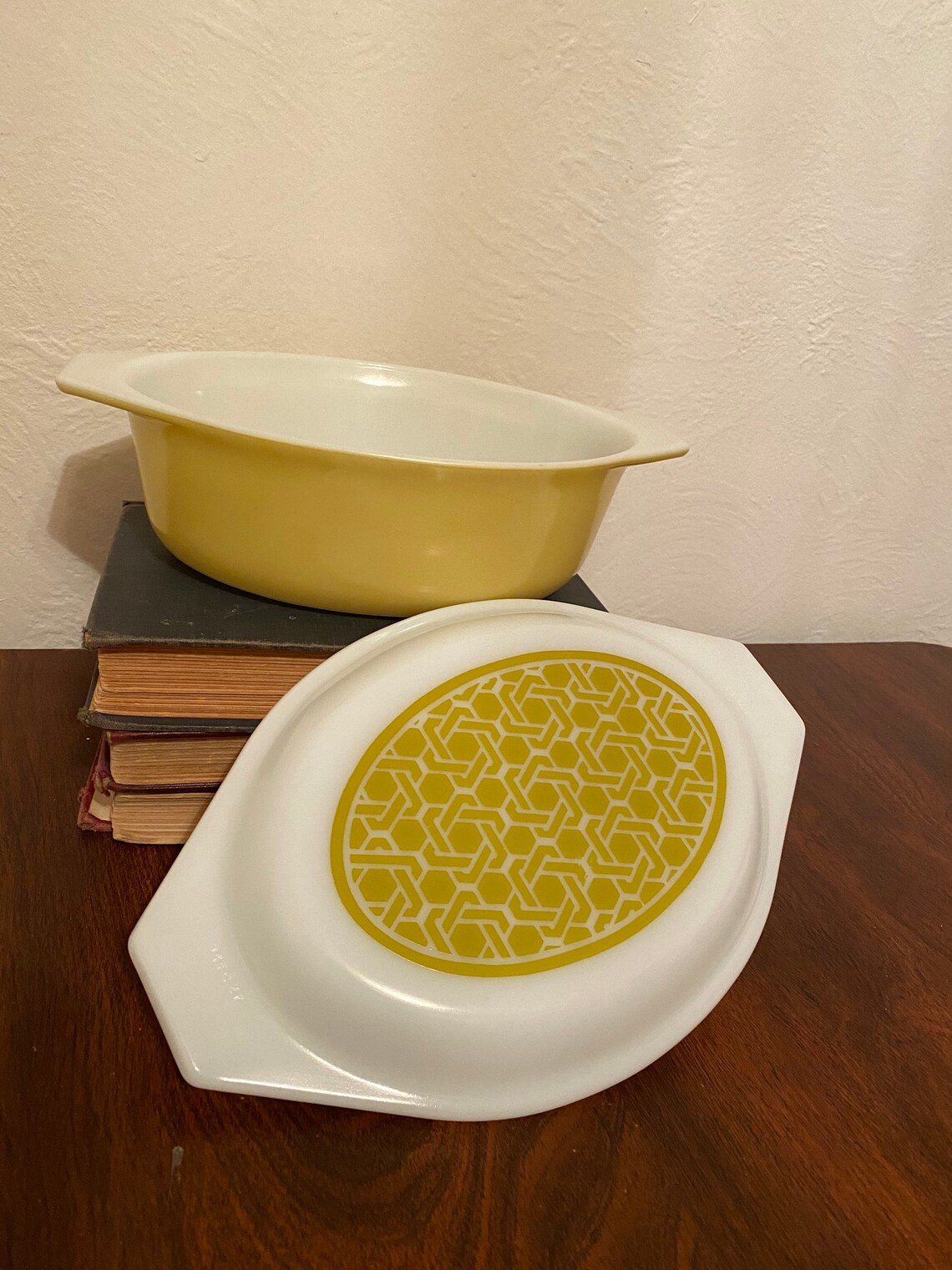 Vintage 1971 Pyrex Wicker Basket Weave 043 1 1/2 Quart Lidded | Etsy