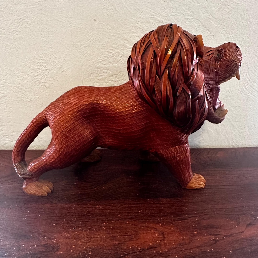 Vintage 1960’s-1970’s Chinese Wicker/resin Lion Statue 9” Tall X 12 ...