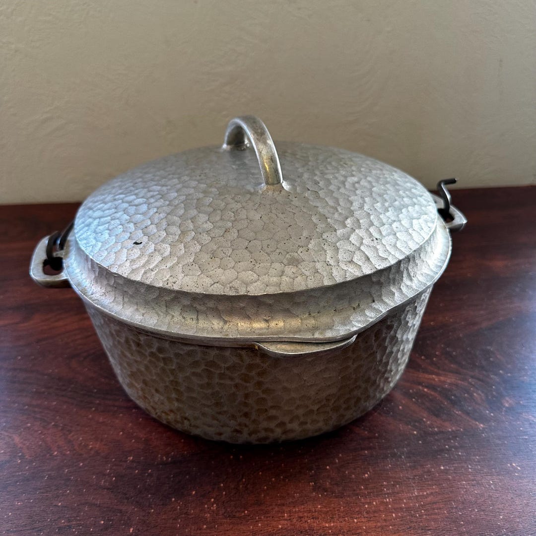 Vintage Wagner Ware Sidney Hammered Aluminum Roaster Pot/ Dutch Oven ...