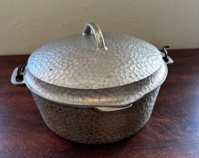 Vintage Wagner Ware Sidney Hammered Aluminum Roaster Pot/ Dutch Oven ...