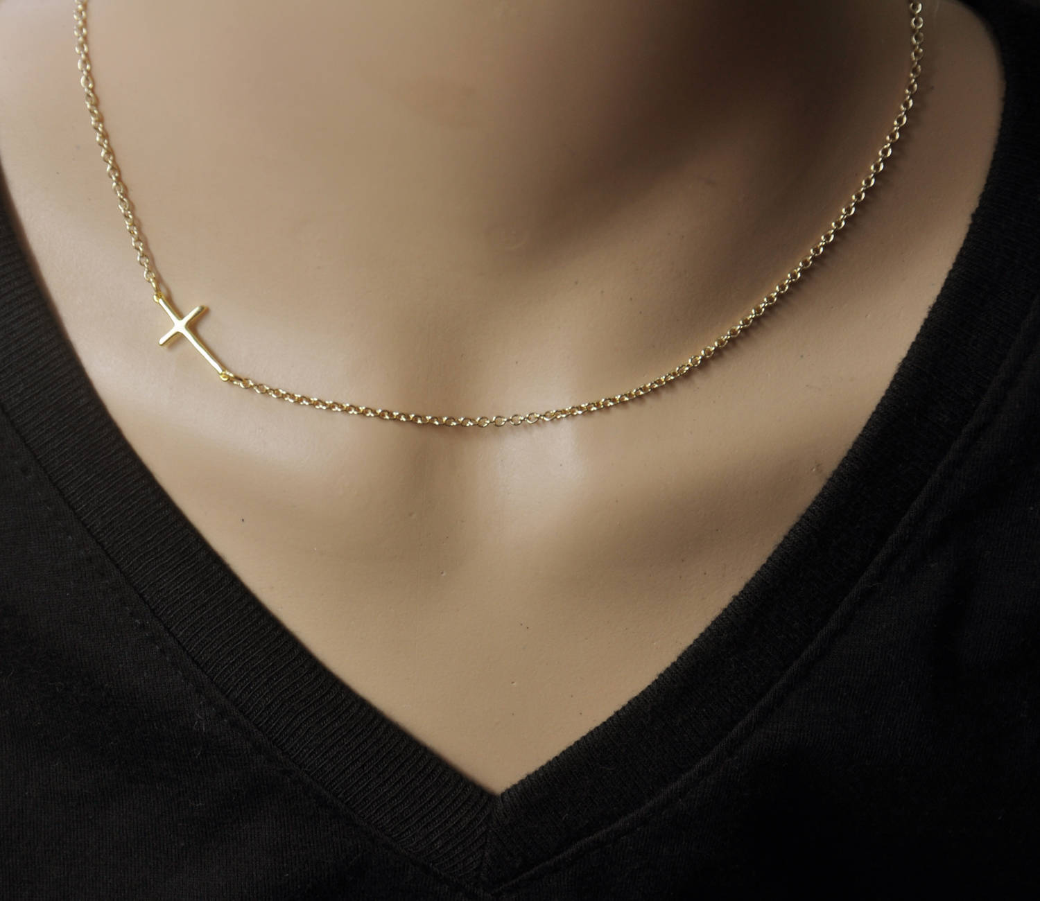 Cross Necklace Dainty Cross Necklace in Gold or Silver - Etsy