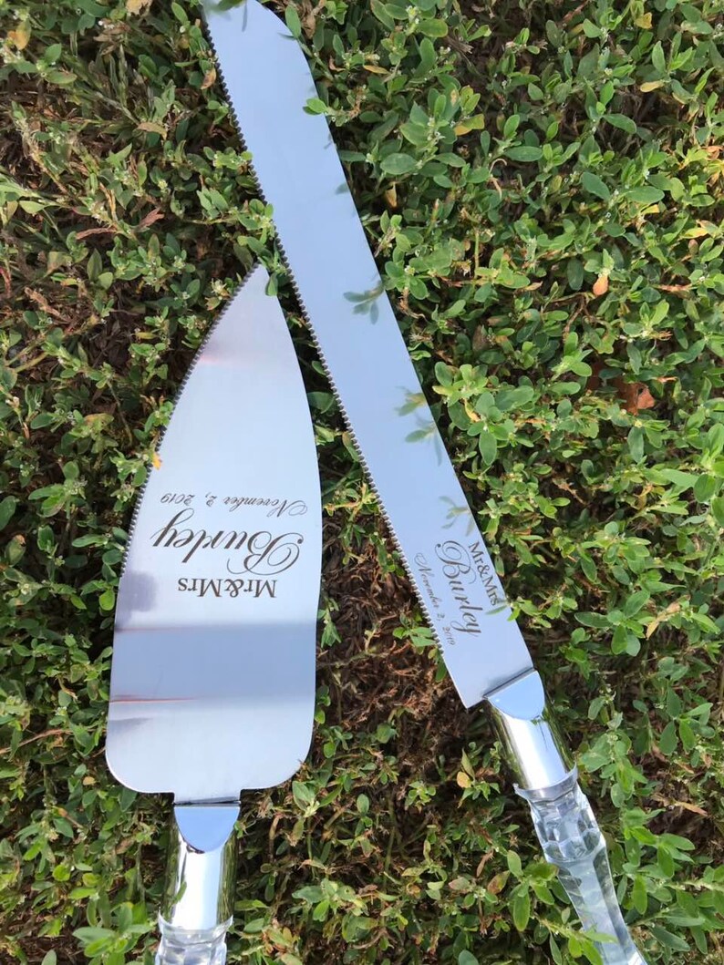 Wedding Cake Serving Set, Personalized Cake Server and Knife, Hearts ...