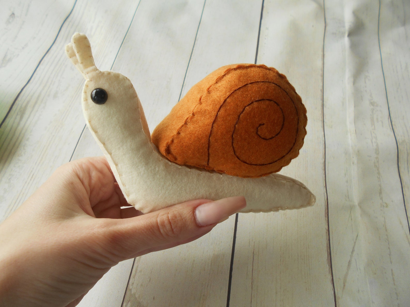 Felt realistic snail toy Felted snail educational toy Gift | Etsy