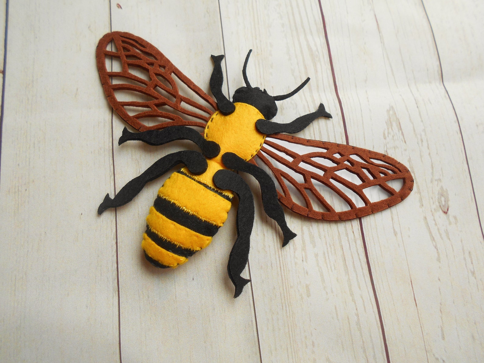 Realistic Felted Honeybee Felt Bee Toy for Kids Educational | Etsy