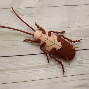 Cockroach Realistic Figure Felted American Cockroach Insect Figure Felt ...