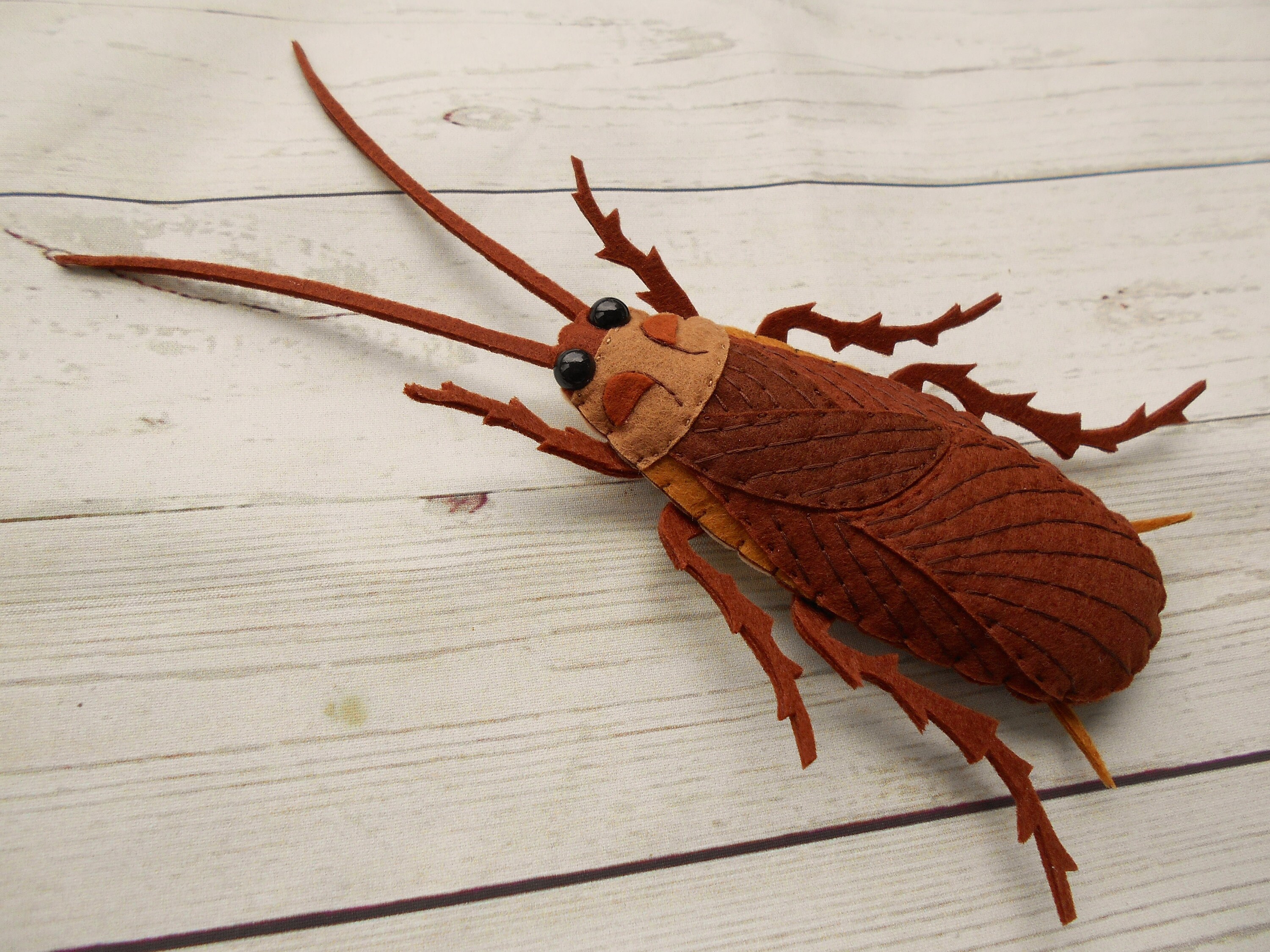 Cockroach Realistic Figure Felted American Cockroach Insect Figure Felt ...