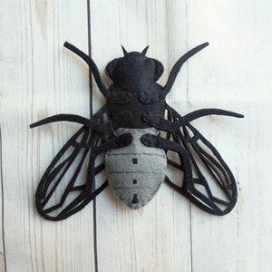 Realistic Felted Bugs Realistic House Fly Felted Fly Felt House Fly ...