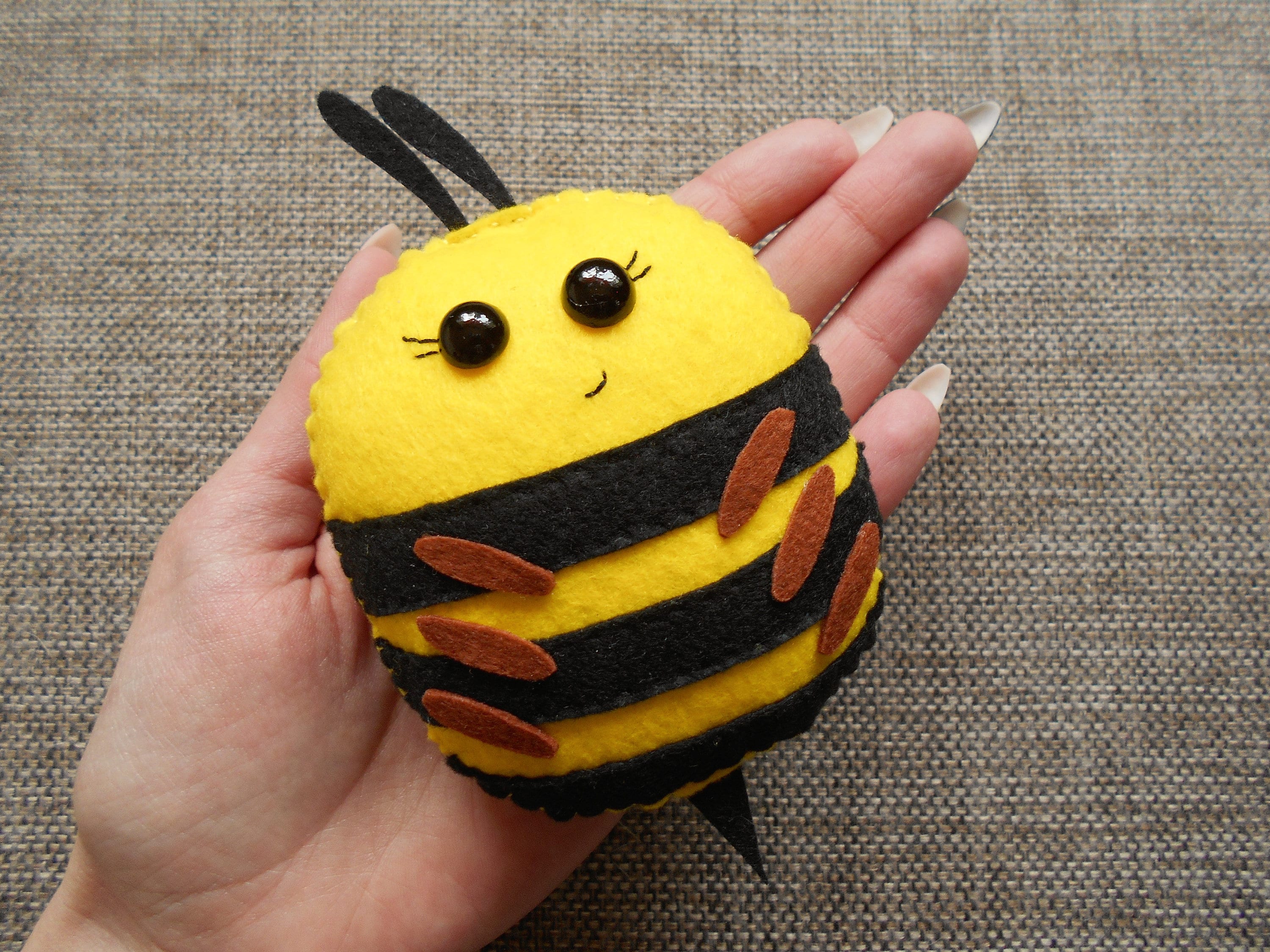 PDF felt pattern Bee toy PDF pattern for women bumblebee toy | Etsy