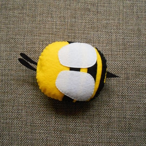PDF Felt Pattern Bee Toy PDF Pattern for Women Bumblebee Toy Felt ...