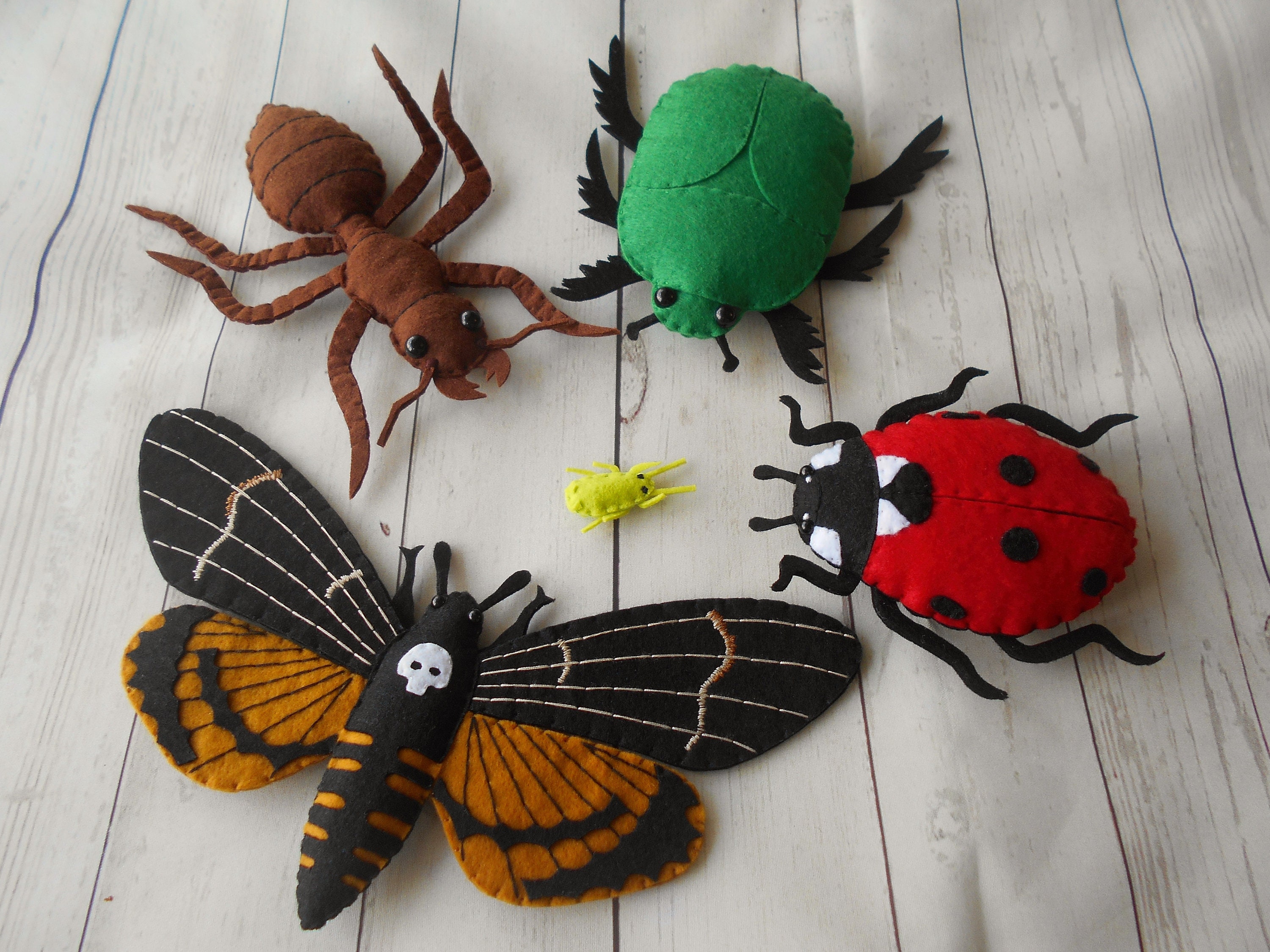 Colección de insectos de fieltro, Juguetes de escarabajos realistas ...