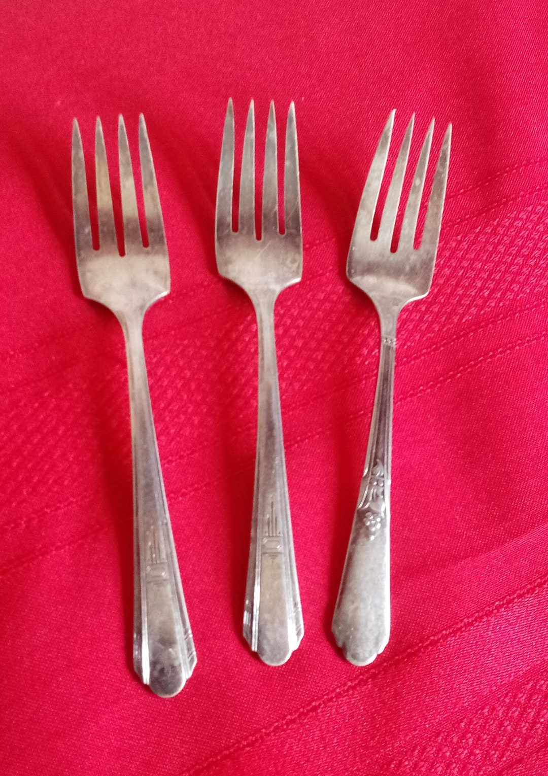 3 Silver Plated Forks Dinnerware Wm Rogers Overlaid Oneida Simon George ...