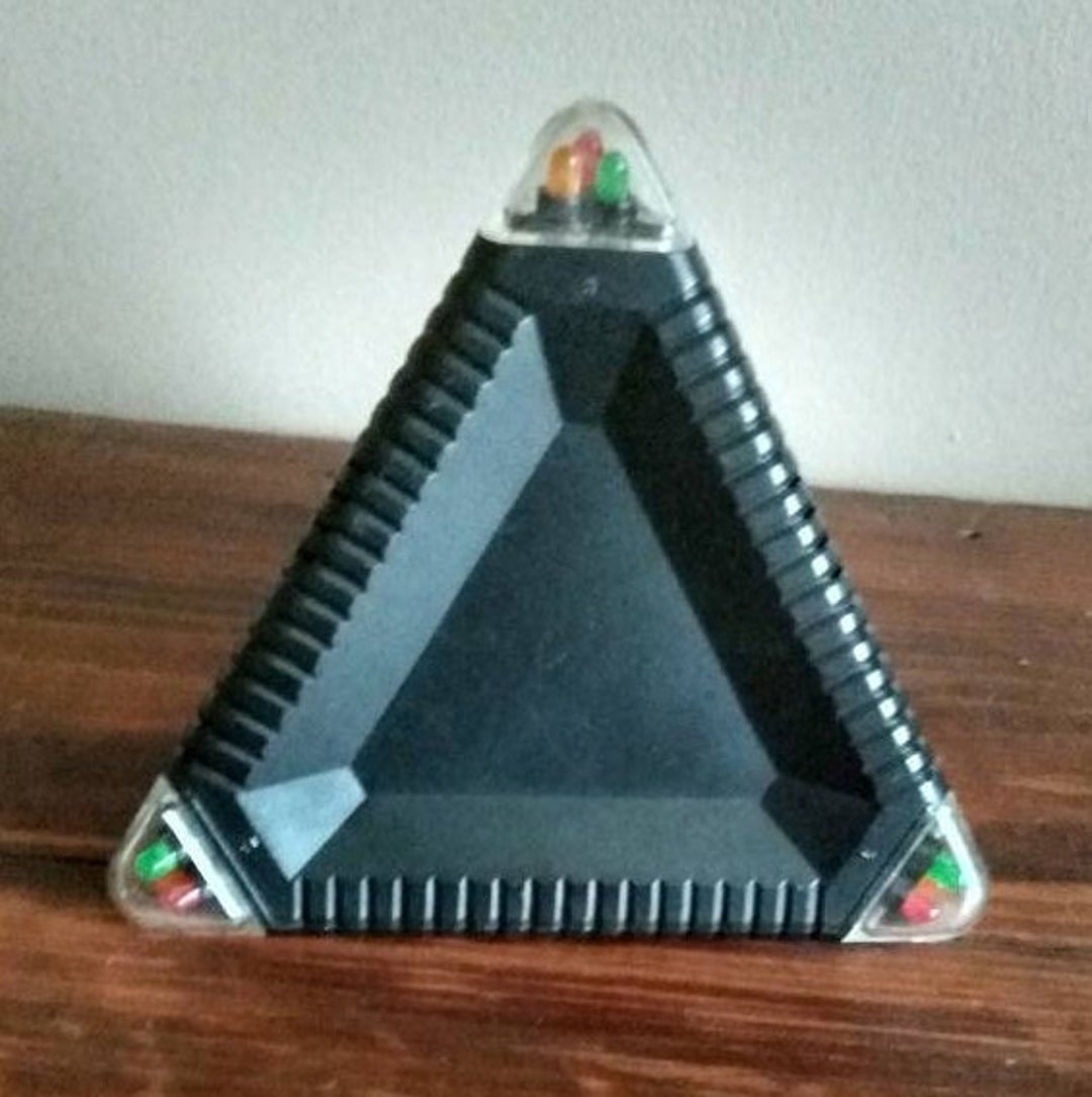 Luminations Pyramid Puzzle Game 1989 Random House Flashing Lights ...