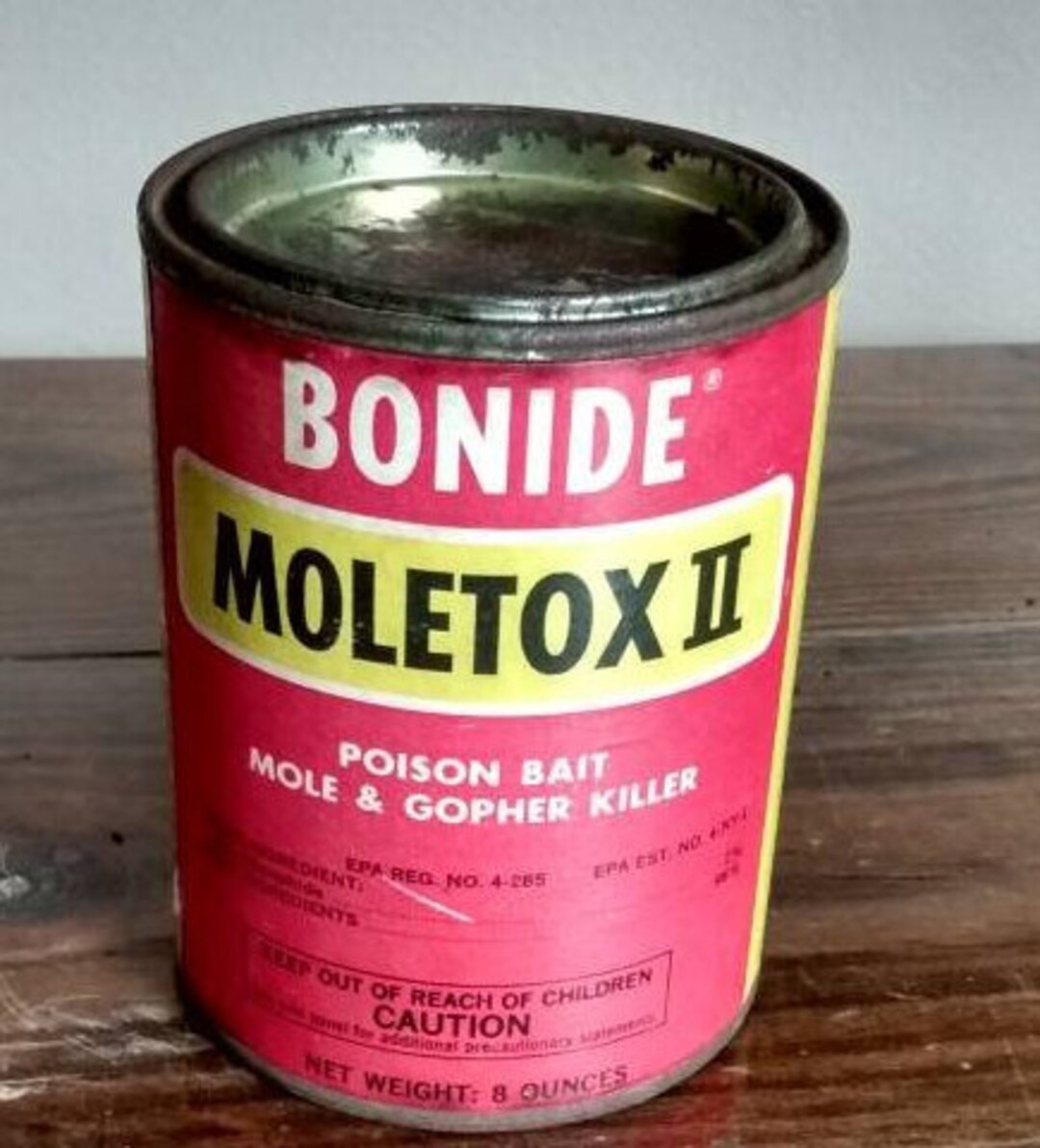 Bonide Collectible Can Moletox 2 Poison Bait Mole and Gopher Killer 8oz ...