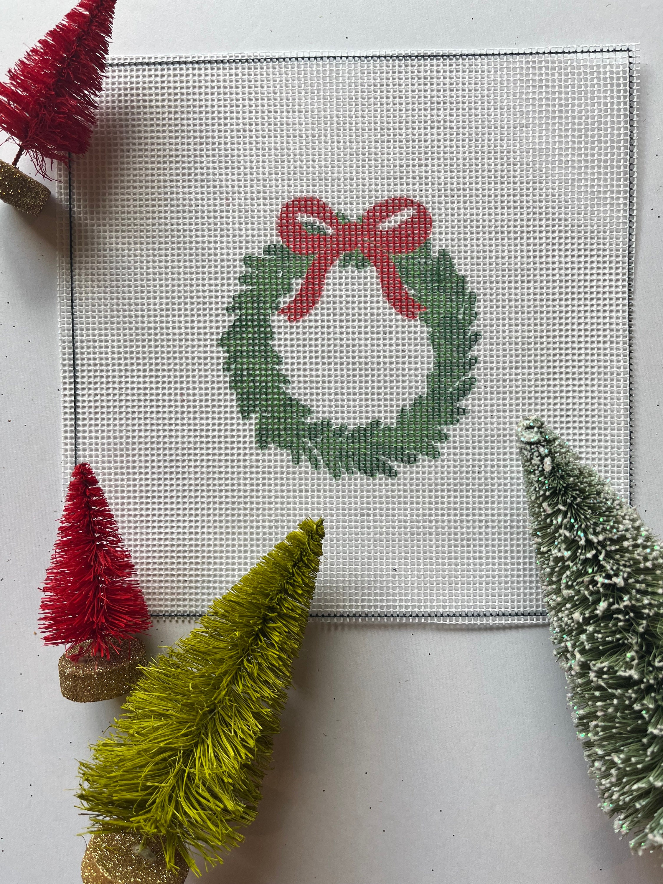 Christmas Wreath Needlepoint Canvas - Etsy