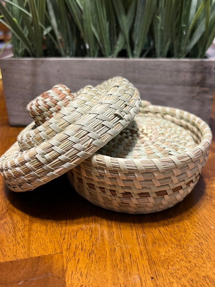 Sweetgrass Coaster and Holder Set With Lid - Etsy