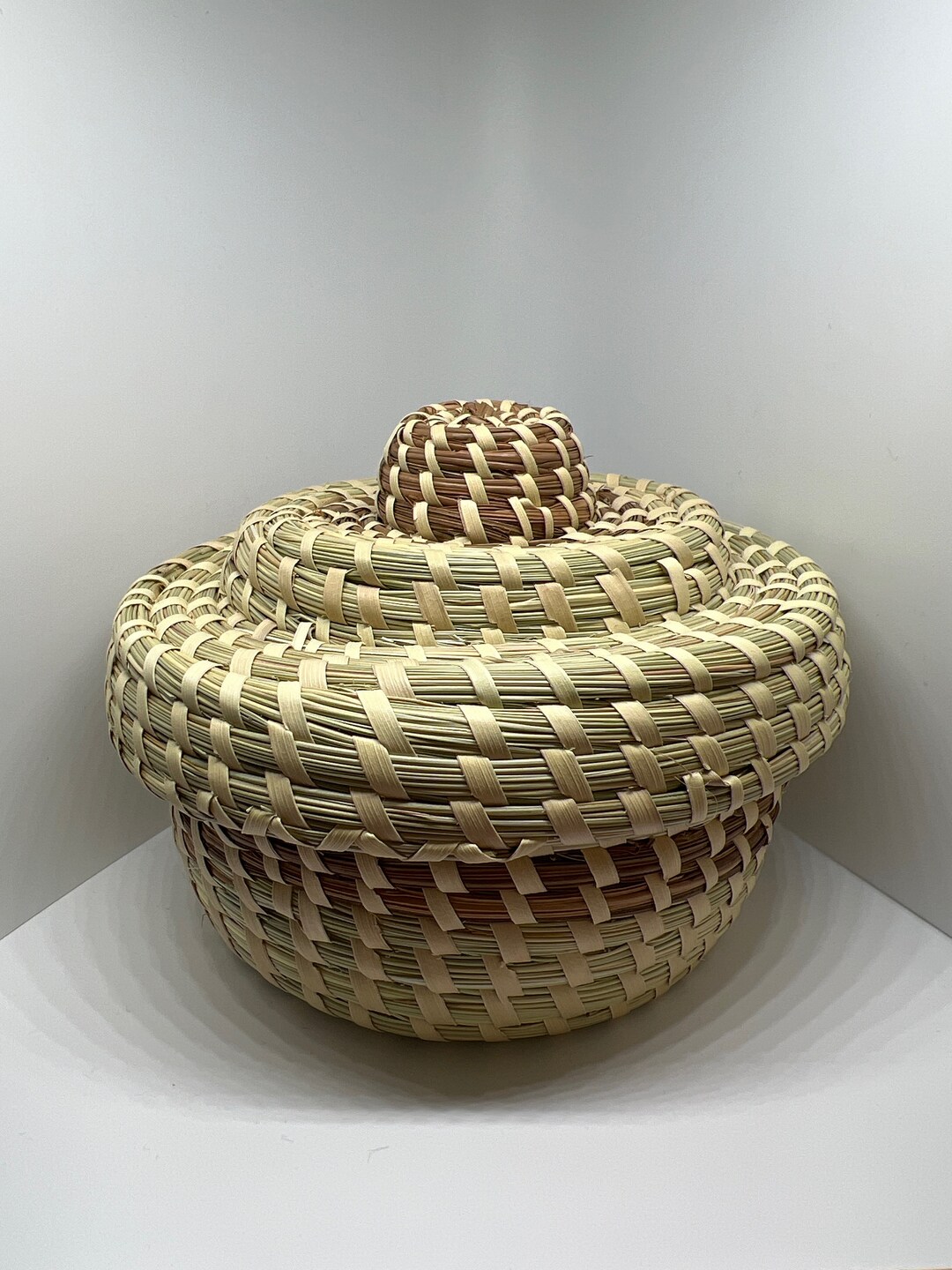 Sweetgrass Basket With Lid - Etsy