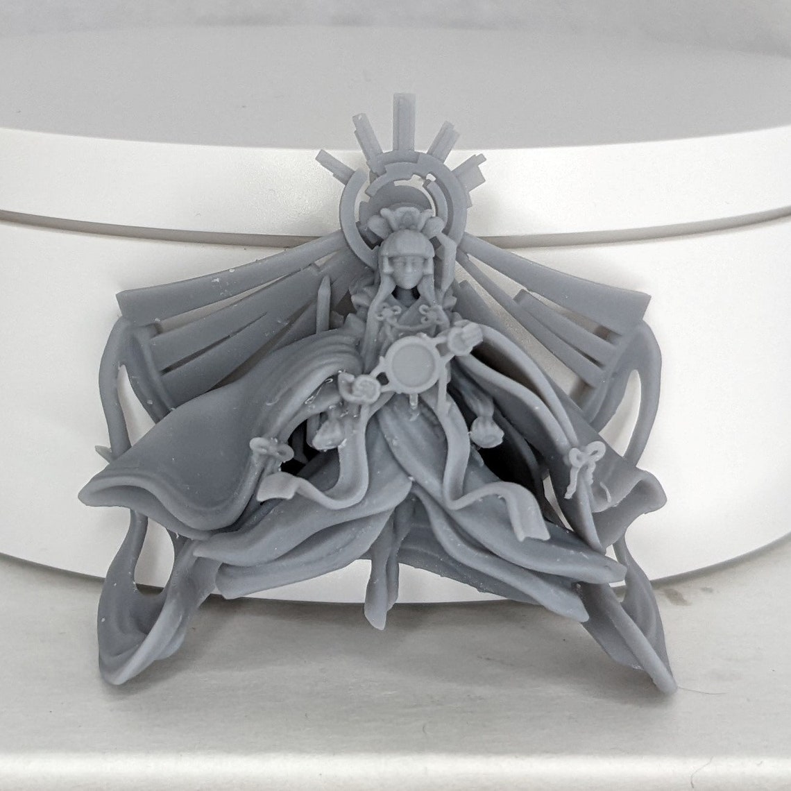 Sun Goddess Amaterasu 75mm 28mm Dnd Miniature - Etsy